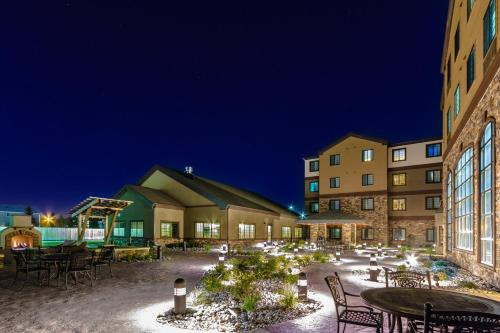 Staybridge Suites Grand Forks, an IHG Hotel, Grand Forks – Updated 2023 ...