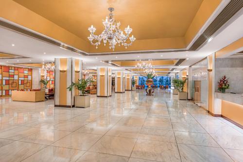 Manila Prince Hotel, Manila – Updated 2023 Prices