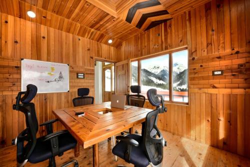 Zostel Barot (Rajgundha), Bīr (updated prices 2024)