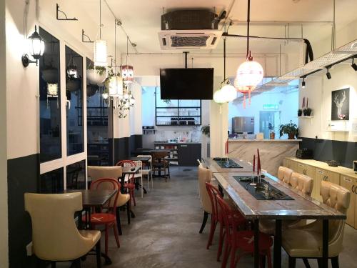 LSE @ Attrus Bed & Breakfast, Johor Bahru, Malaysia - Booking.com
