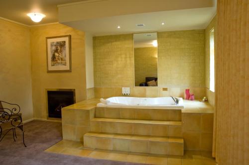 Madison Spa Motel - Adults Only, Moama (updated prices 2025)