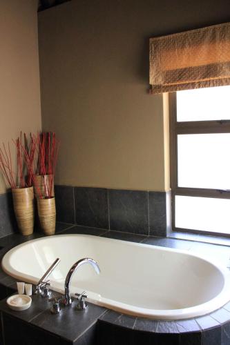 Bass Lake Country Lodge, Pretoria (updated prices 2025)