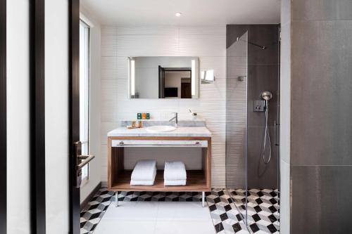 Hôtel Mayflower Opera, Paris (updated prices 2025)