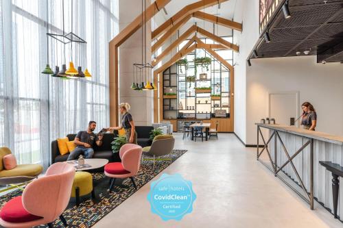 Studio One Hotel, Dubai (updated prices 2024)