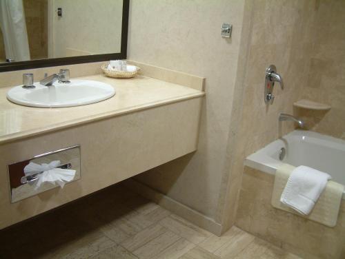 Hotel Quality Inn Aguascalientes, Aguascalientes – Precios actualizados ...