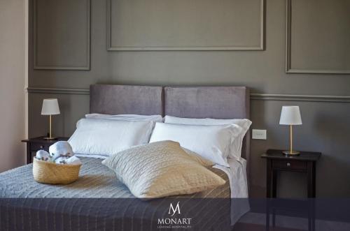 MONART HOSPITALITY, Naples – Updated 2022 Prices