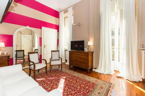 Golden Eagle, Turin (updated prices 2025)