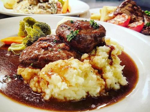 The Dog & Crook, Romsey (updated prices 2024)