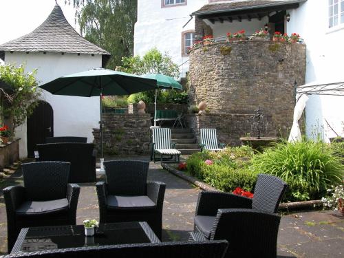 Burghaus & Villa Kronenburg, Kronenburg (updated prices 2025)