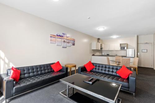 Ramada by Wyndham, Hamilton City Center, Hamilton – Updated 2022 Prices