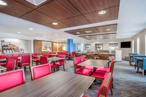 Holiday Inn Express Wisconsin Dells by IHG, Wisconsin Dells (updated ...