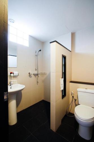 The Yorkshire Hotel - SHA Certified, Patong Beach (updated prices 2025)