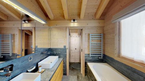 Be Cool SAUNA & LUXURY chalet 10 pers by Alpvision Résidences, Les ...
