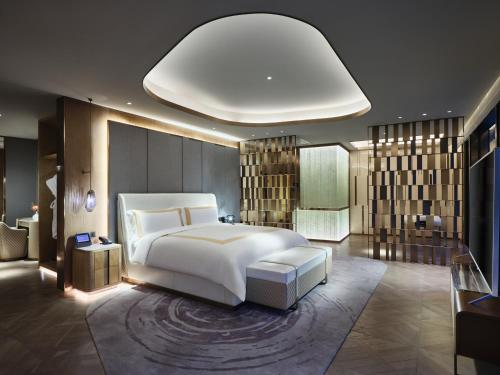 InterContinental Shanghai Wonderland, an IHG Hotel, Songjiang – Updated ...