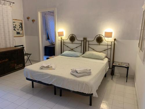 casa Rosa e casa Stella - Panarea centro, Panarea – Updated 2024 Prices