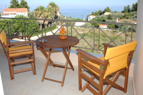 Achladi Beach, Achladi (updated prices 2024)