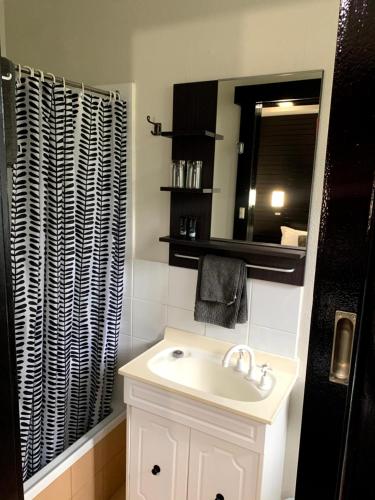 Attunga Alpine Lodge & Apartments, Falls Creek (updated prices 2025)