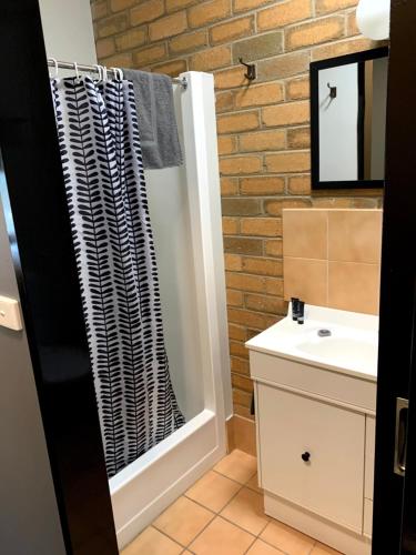 Attunga Alpine Lodge & Apartments, Falls Creek (updated prices 2025)