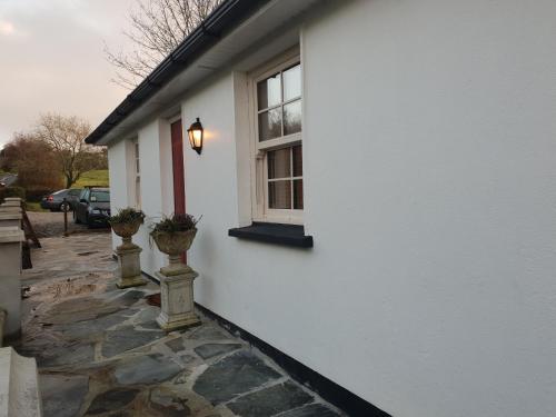 Kiltoy Cottage, Cosy 2 bedroomed Gate Lodge Cottage, Letterkenny ...