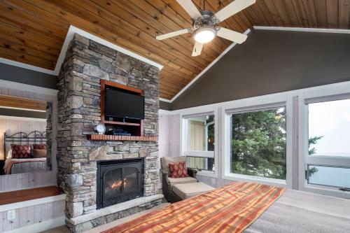 Larsmont Cottages, Two Harbors – Updated 2022 Prices
