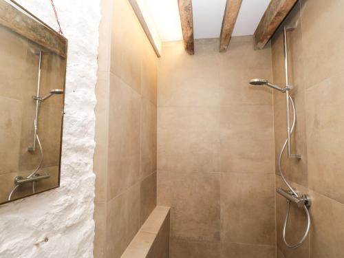 High Cogges Farm Holiday Cottages - The Granary, Witney (bijgewerkte ...