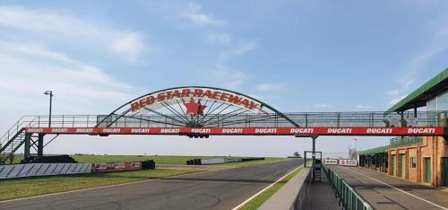 Red Star Raceway, Delmas (updated prices 2024)