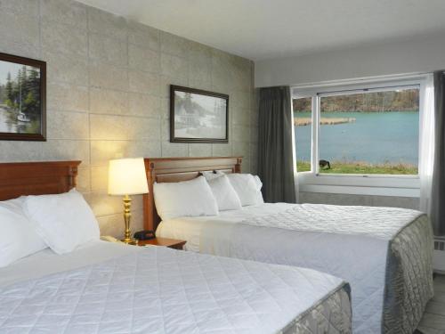 Capri Inn, St. Catharines – Updated 2023 Prices