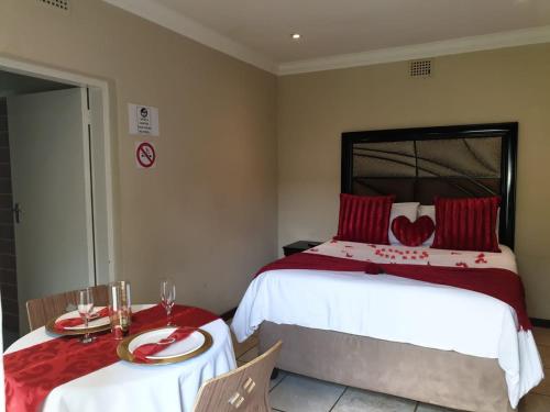 Suits Guest house & bar, Carletonville (updated prices 2025)