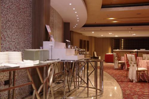 Fortune Sector 27 Noida - Member ITC's Hotel Group, Noida (updated ...