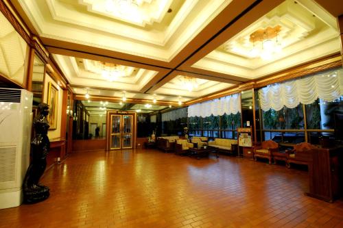 Nan Chao Hotel, Phitsanulok – Updated 2023 Prices