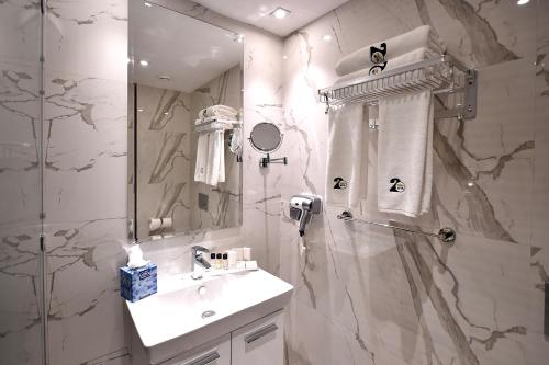 Flower Town Hotel & Spa, Rabat (updated prices 2024)