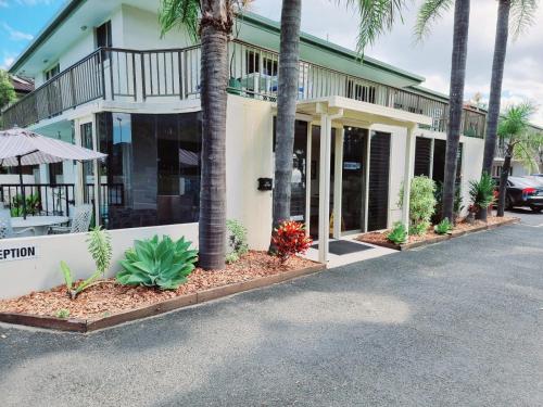 Ocean Parade Motel, Coffs Harbour (updated prices 2025)