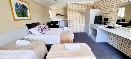 Ocean Parade Motel, Coffs Harbour (updated prices 2025)