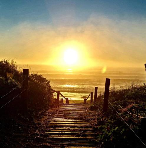 Ocean Parade Motel, Coffs Harbour (updated prices 2025)