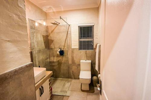 Exquisite Pont de Val Riverside Escape Apartment, Parys (updated prices ...