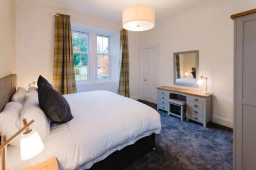 Erigmore Spa Cottage - A cosy cottage located in a countryside park ...