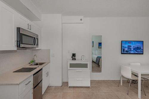 Beach Front Studio Miami Beach, Miami Beach (updated prices 2025)