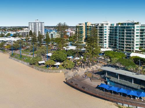 Peninsular Beachfront Resort, Mooloolaba (updated prices 2025)