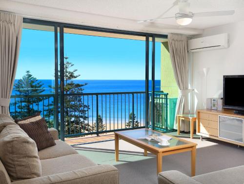 Peninsular Beachfront Resort, Mooloolaba (updated prices 2025)