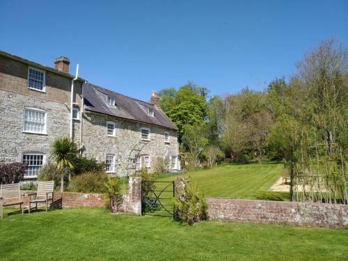 Rollestone Manor B&B and Restaurant, Shrewton – Updated 2022 Prices