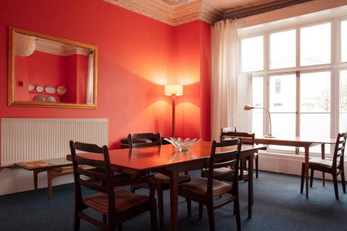 Square Tree House, Liverpool – Updated 2023 Prices