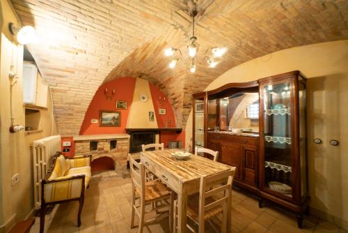 Apartment Dimora Dolce Incanto, Atri, Italy - Booking.com