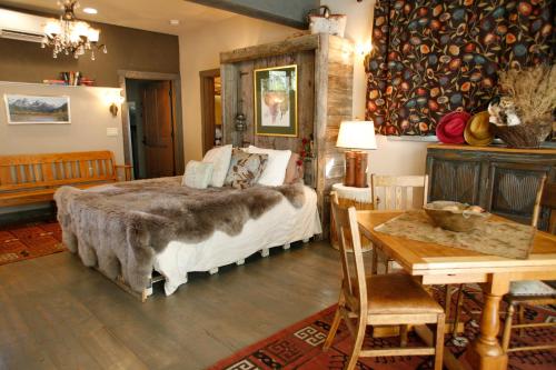 Swan River Inn, Bigfork (updated prices 2024)