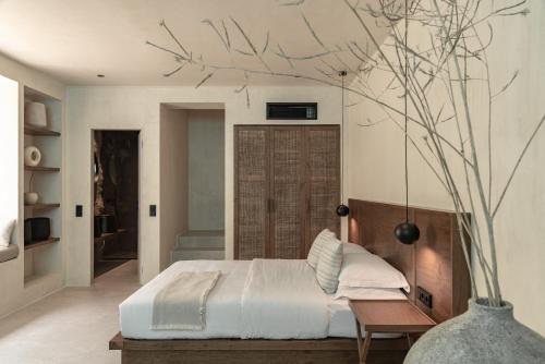 Seven Rocks, Paliouri – Updated 2024 Prices