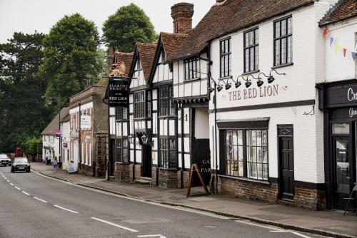 Bel and The Dragon at Red Lion Wendover, Wendover (updated prices 2024)