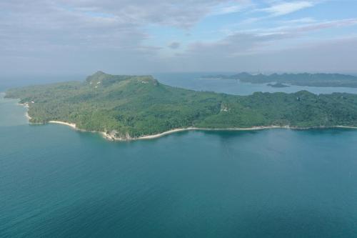 Borawan Island Resort by Cocotel, Quezon – Updated 2024 Prices