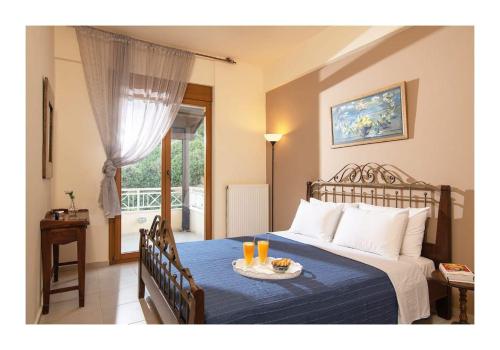 Beachfront Red suite-Ligaria beach, Ligaria (updated prices 2024)