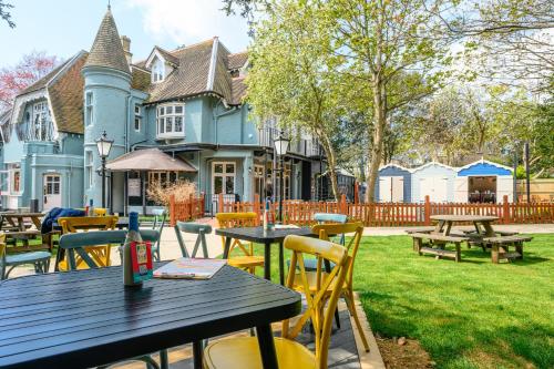 Brewhouse and Kitchen, Worthing – Updated 2024 Prices