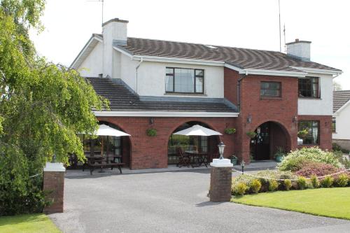 Riverview House, Athlone (updated prices 2025)