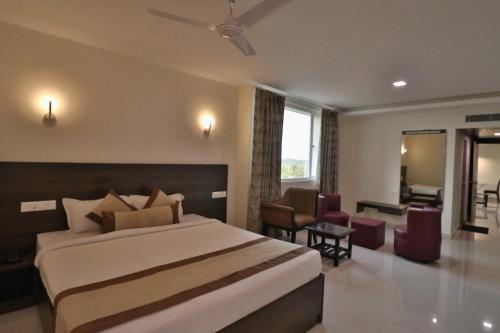 Hotel Allum, Bellary (updated prices 2025)
